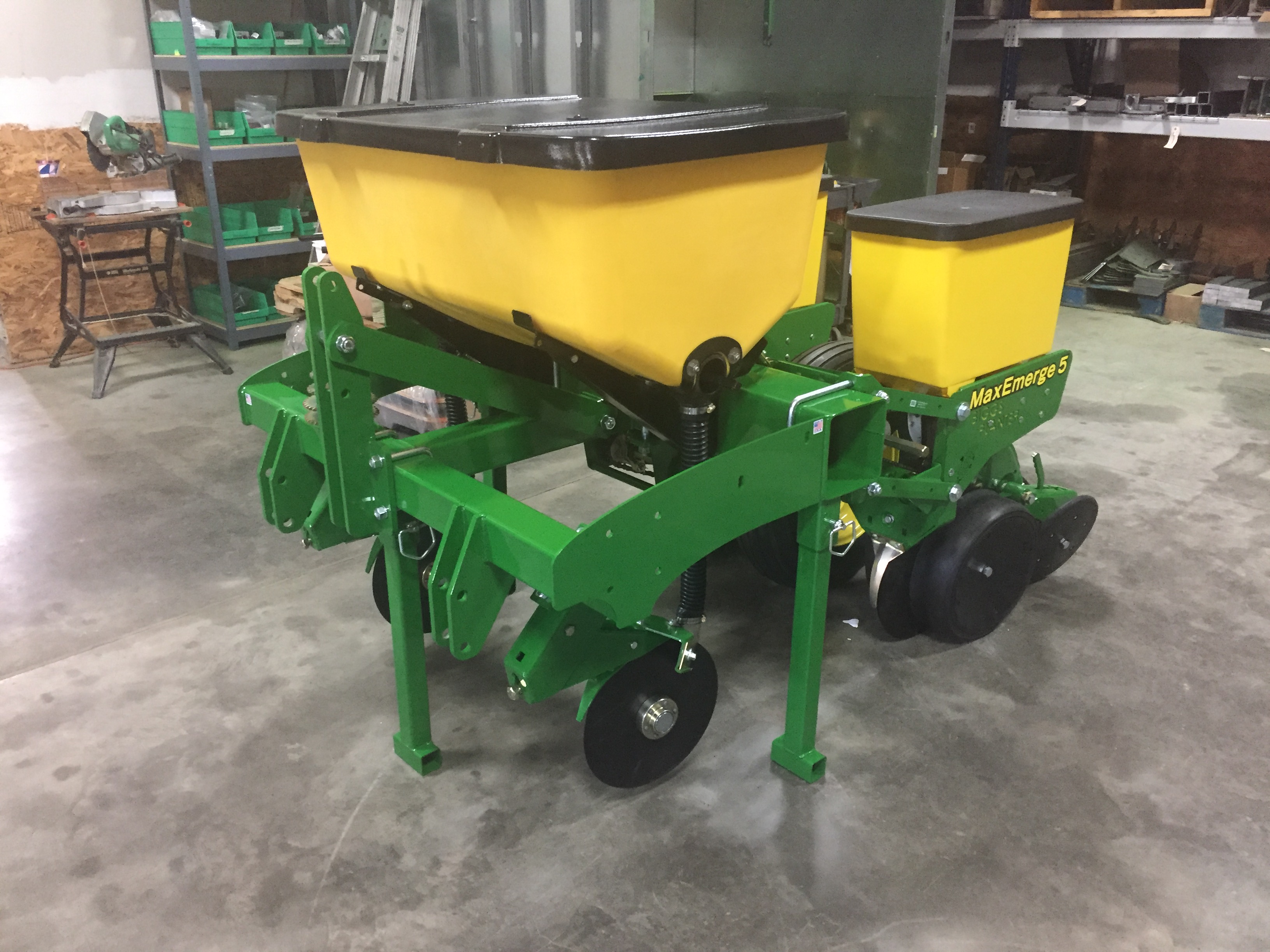 2 row food planter photos – Biggs Planter LLC (765) 719-3721